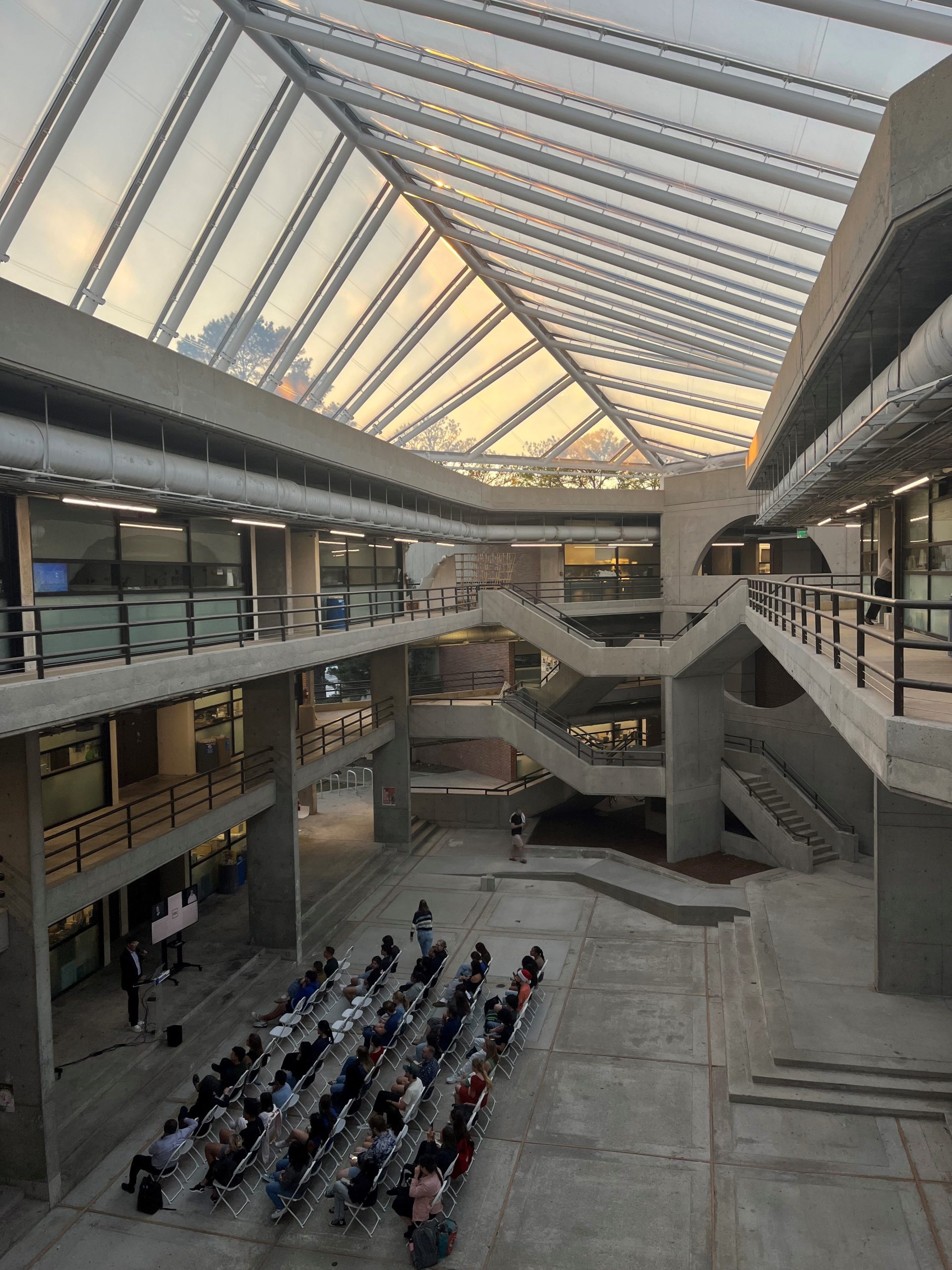 Award-Winning Antevy Hall Canopy Subject of Kleinsteuber Lecture | UF ...